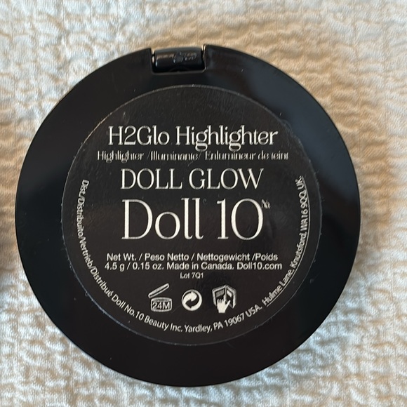 Makeup | New Doll 1 H2glo Highlighter | Poshmark